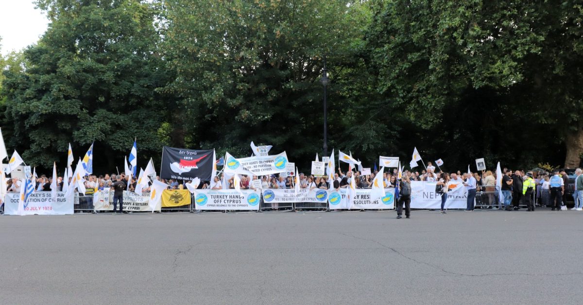 UK Cypriots demonstrate for a Free, United Cyprus on the tragic 50th ...
