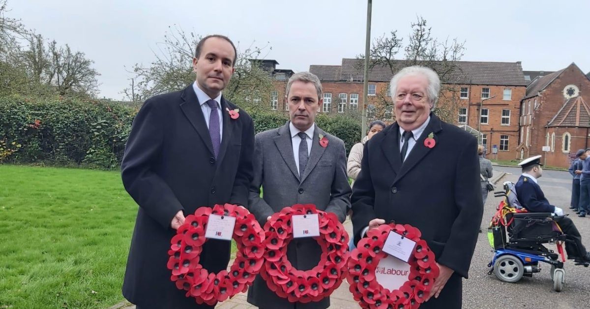 Federation Representatives lay wreaths to mark Remembrance Sunday ...